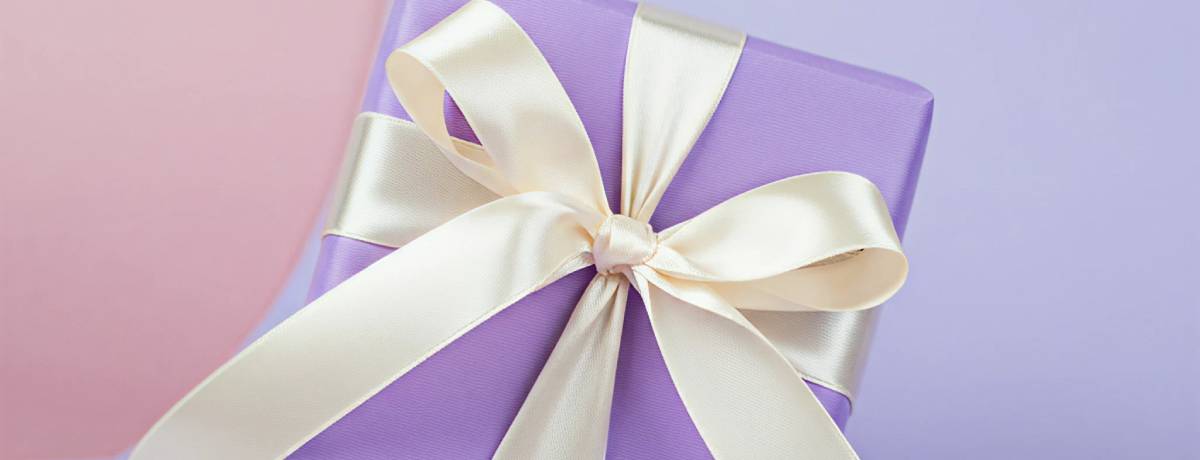 Charming Lavender Wrapping Paper: Perfect for Every Gift Occasion
