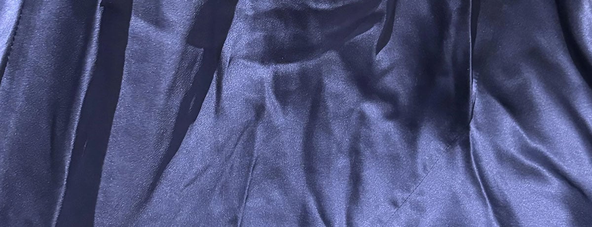 How to Get Wrinkles Out of Taffeta: Tips for Perfectly Pressed Fabric