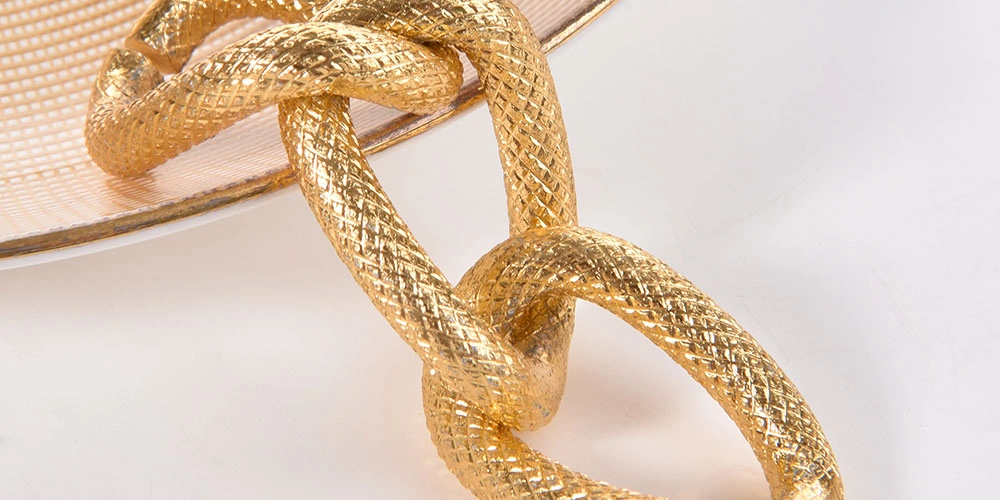 Gold Loop Twist Chain for Garment Accessories and Ornaments