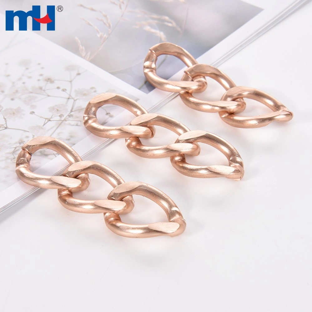 Gold Loop Twist Chain for Garment Accessories and Ornaments