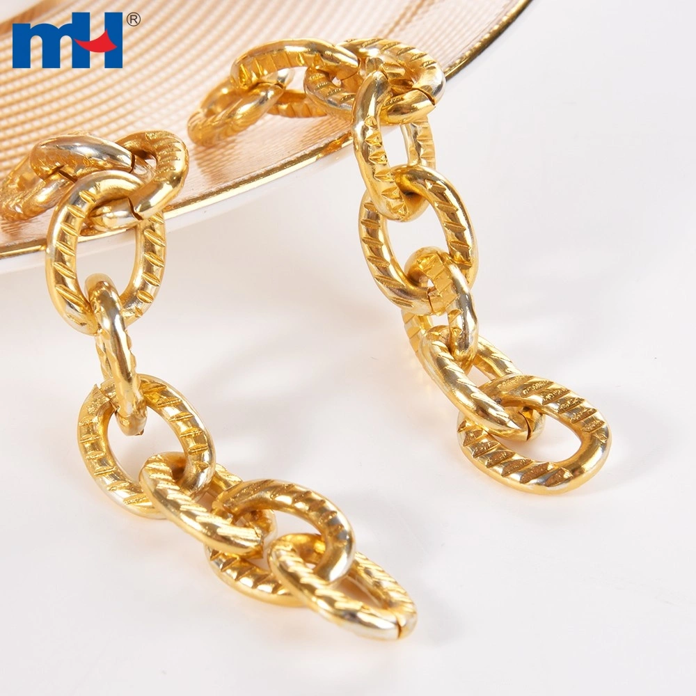 Gold Loop Twist Chain for Garment Accessories and Ornaments